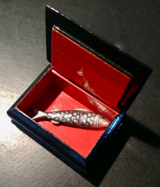 E., Russland Fisch Silber Niello antik Schatulle Lack 1900 (Gebraucht) in Klosters für CHF 60 ...