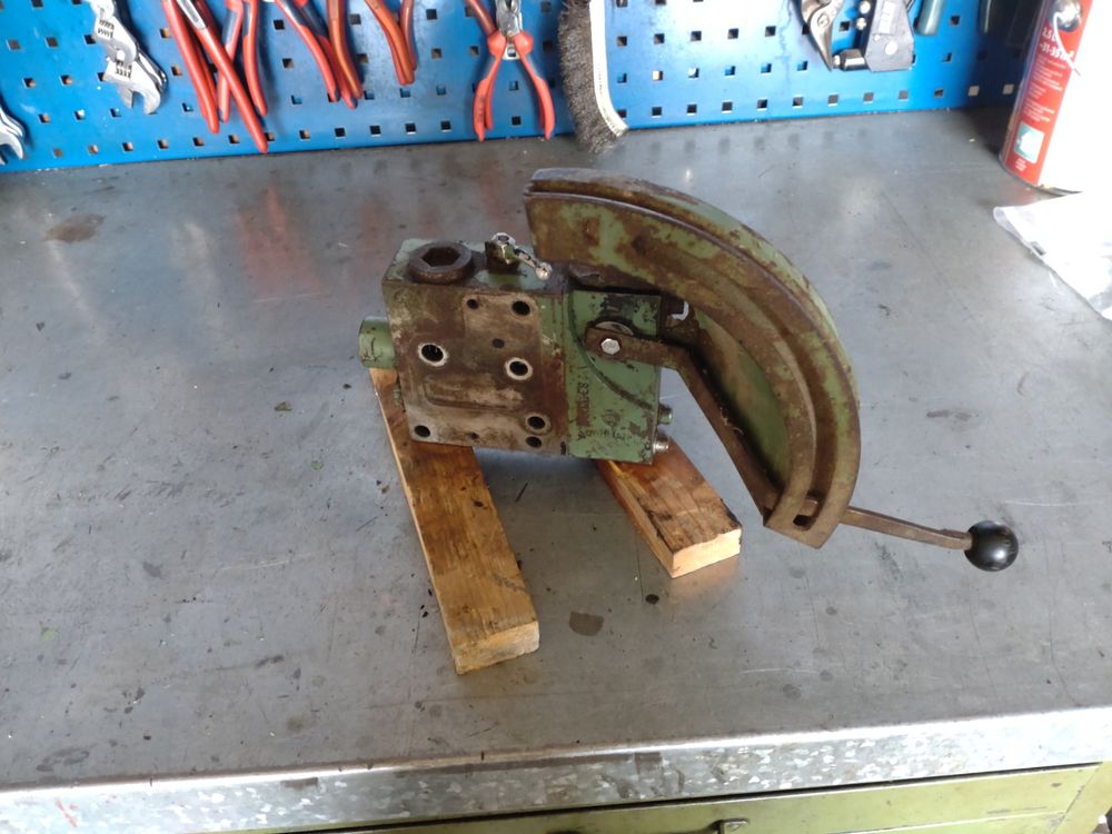 Bosch SB7 Steuergerät Regelhydraulik (Gebraucht) in Hallwil für CHF 106 – mit Lieferung auf ...