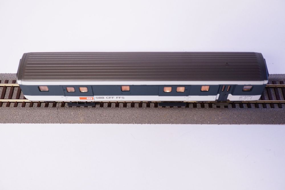 1ß Roco 44334 SBB Gepäckwagen EW IV Design| Innenbeleuchtung (Gebraucht ...
