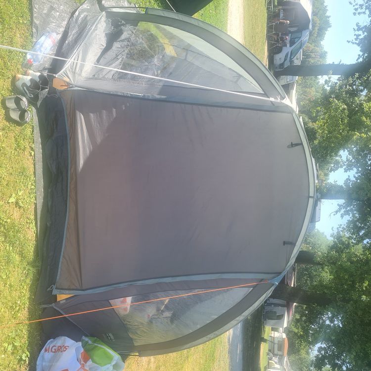 Camping Zelt (Gebraucht) in Zwillikon für CHF 79 – mit Lieferung auf ...