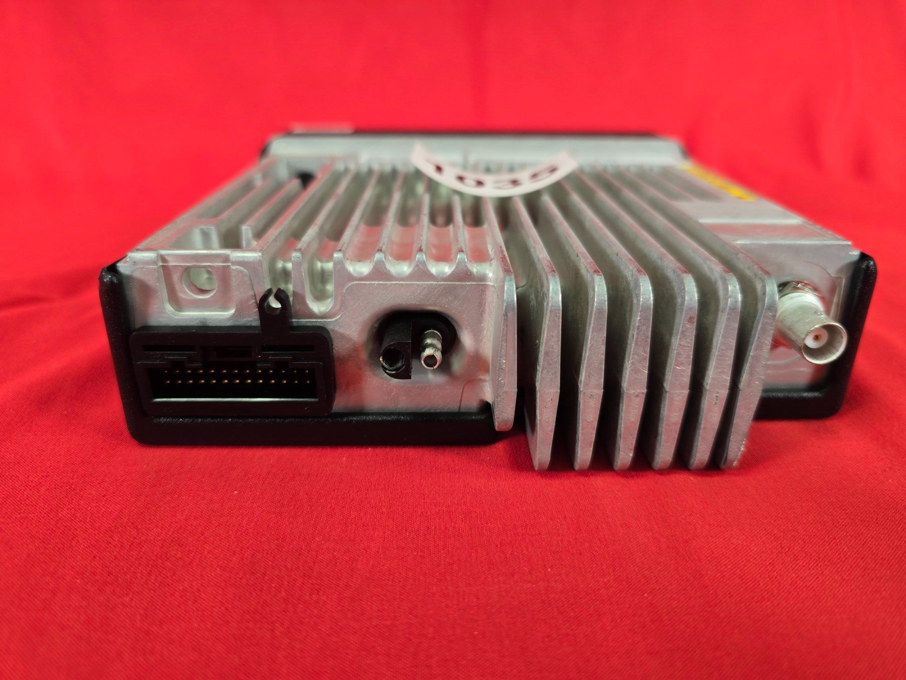 Motorola DM4400 VHF – originalverpacktes Demogerät, geprüft (Neu ...