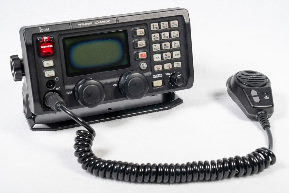 KW-Funkanlage ICOM IC-M802 (Gebraucht) in Bern für CHF 699 – mit ...