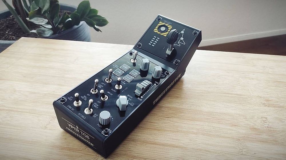 Viper Panel Thrustmaster | Kaufen auf Ricardo