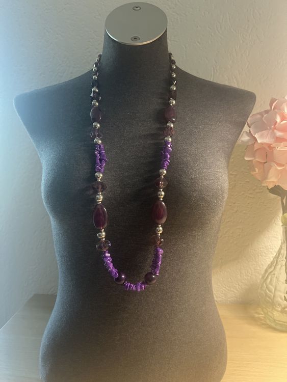 Violette Kette (Neu (gemäss Beschreibung)) in Seon für CHF 5 – mit Lieferung auf Ricardo kaufen