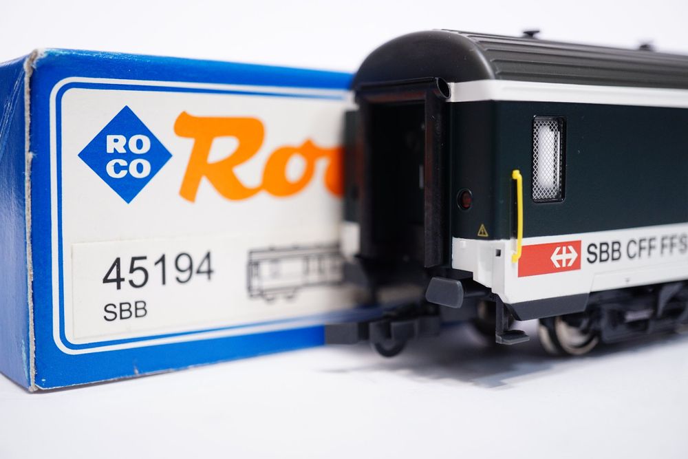 2ß Roco 45194 SBB Gepäckwagen D (Gebraucht) in Thun für CHF 59 – mit ...