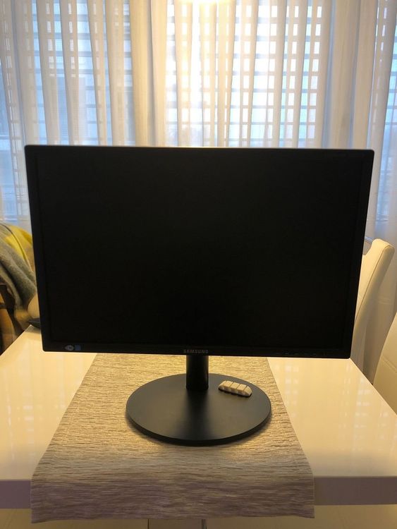 Monitor 24 Zoll | Kaufen auf Ricardo