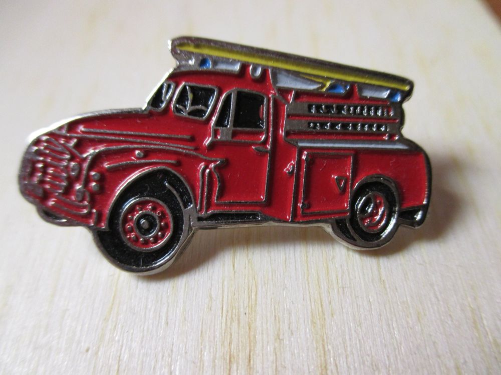 LKW Truck Feuerwehr Pin Badge (Neuf (Voir description)) à Felsberg pour CHF 0.5 – avec livraison ...