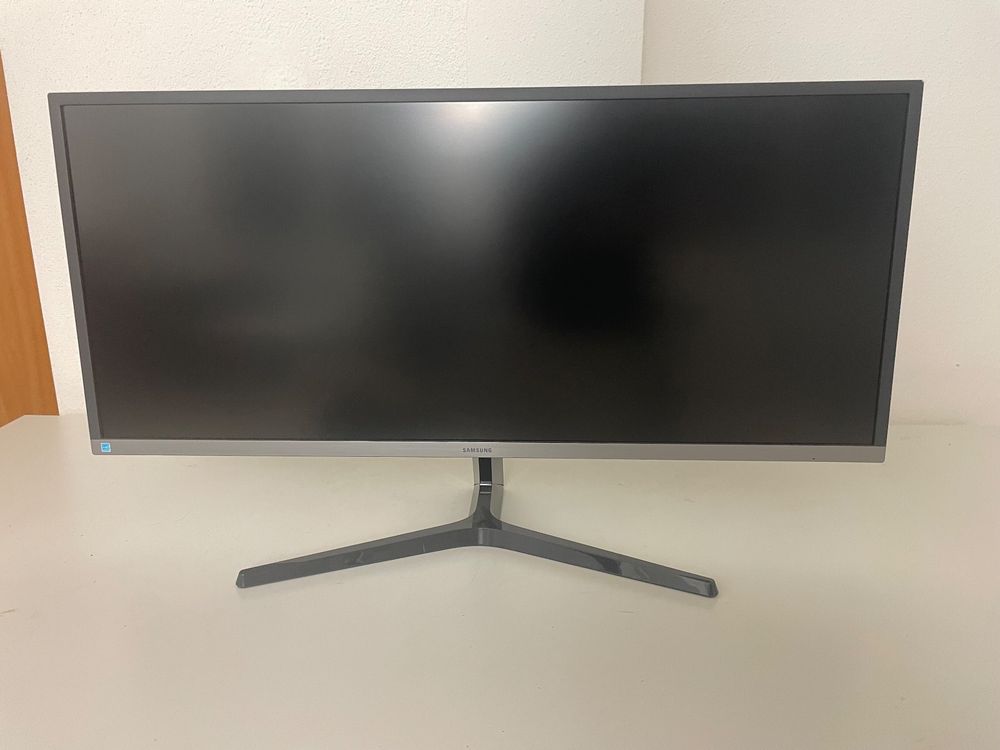 Samsung Ultra WQHD Monitor 34" Widescreen, S34J550WQU (Gebraucht) in ...