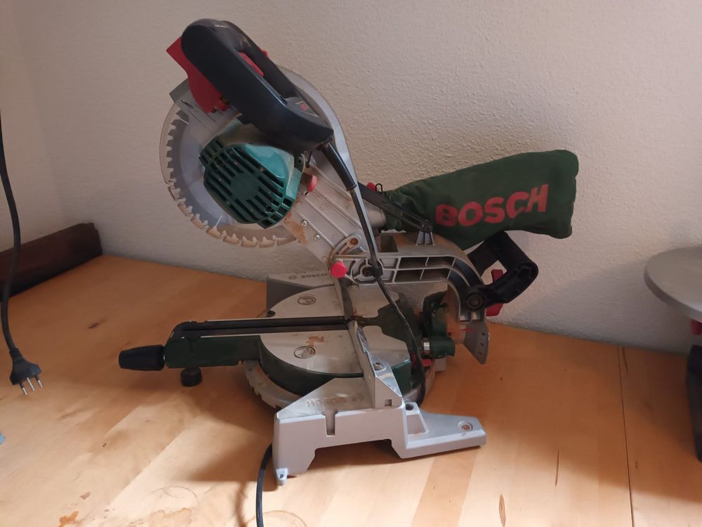 Bosch Kapp- und Gehrungssäge | Kaufen auf Ricardo