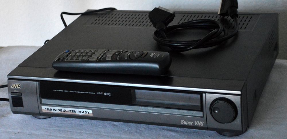 Videorecorder magnétoscope Super VHS JVC HR-S6800E | Kaufen auf Ricardo