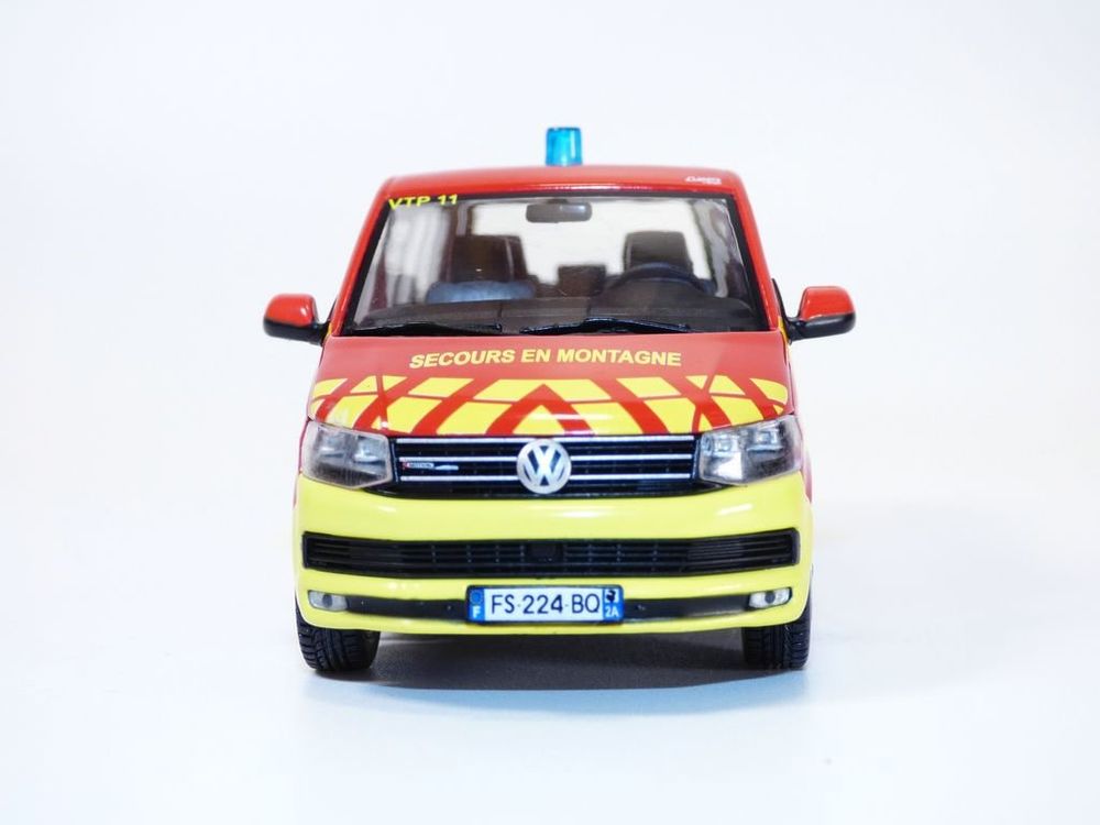 VW T6 Bus 2015-2019 "Feuerwehr SDIS en Montagne rot / gelb / (Neu und ...