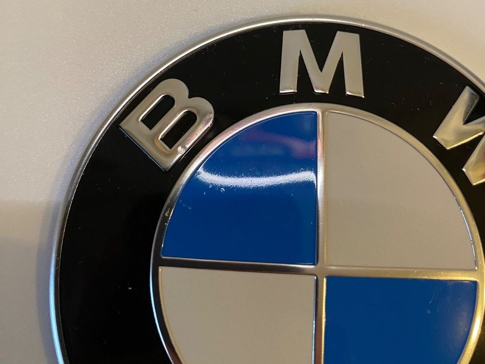 Original BMW Front Emblem (Gebraucht) in Frauenfeld für CHF 6.9 – mit ...
