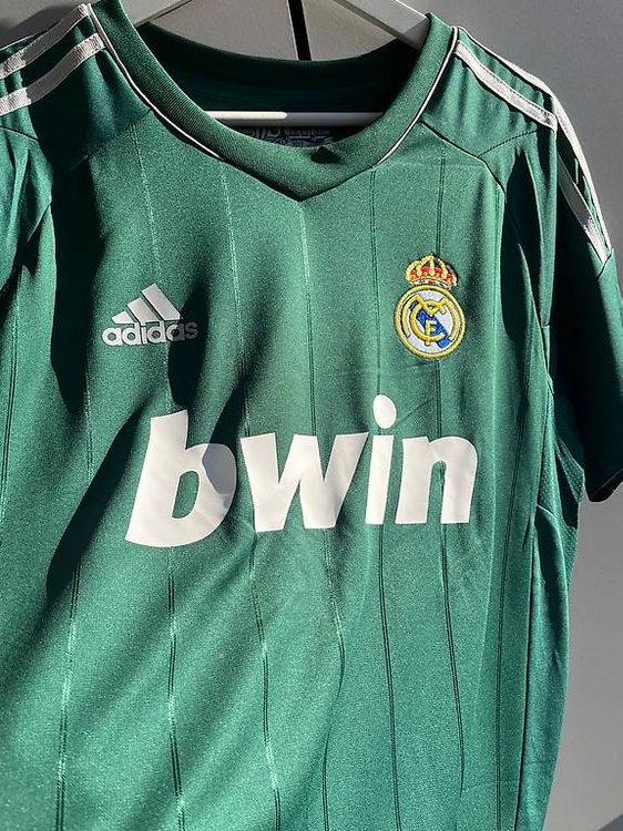 Real Madrid 11/12 Shirt grün #7 Ronaldo (Gebraucht) in Sursee für CHF ...