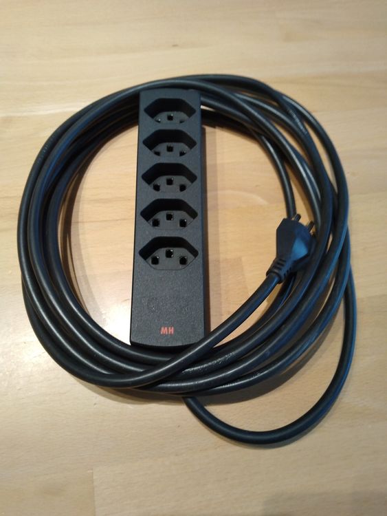 Typ 23 & 16A Max Hauri Steckdosenleiste 5x Typ 23 ca. 5m (Gebraucht) in ...