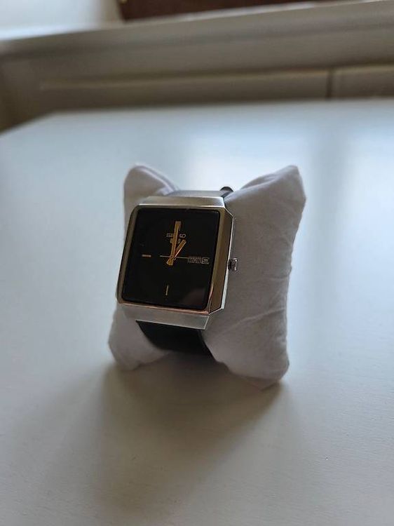 Seiko 5 automatique vintage cadran noir boitier carre (Gebraucht) in ...