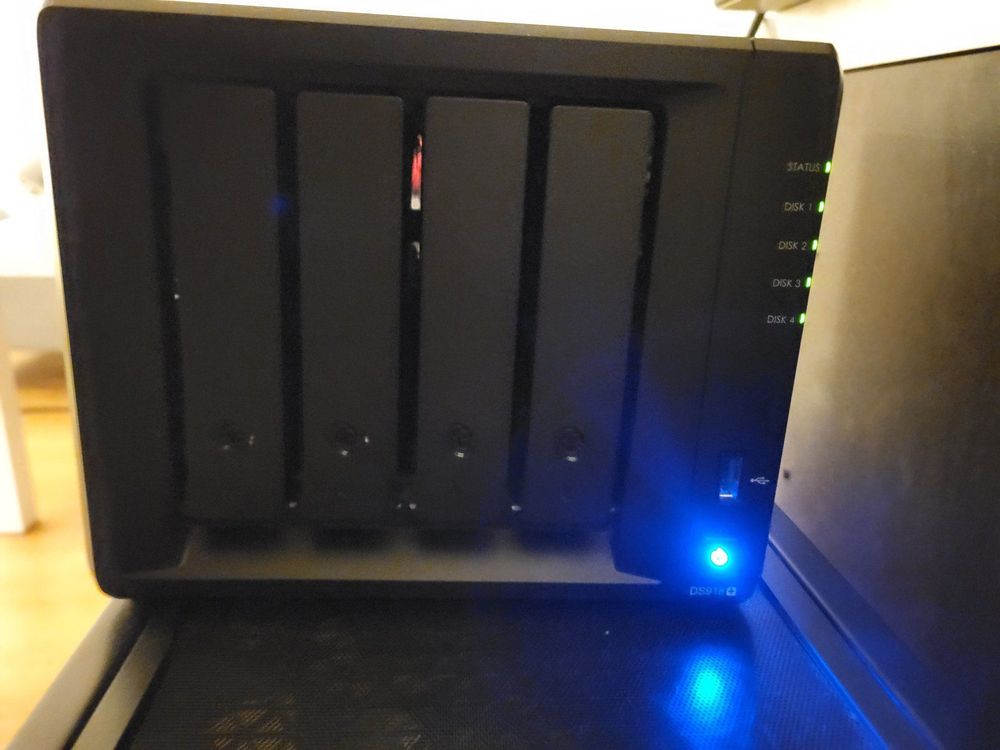Synology NAS DS918+ 2x 4tb hdd =8TB Gesamt HDD Speicher | Acheter sur Ricardo