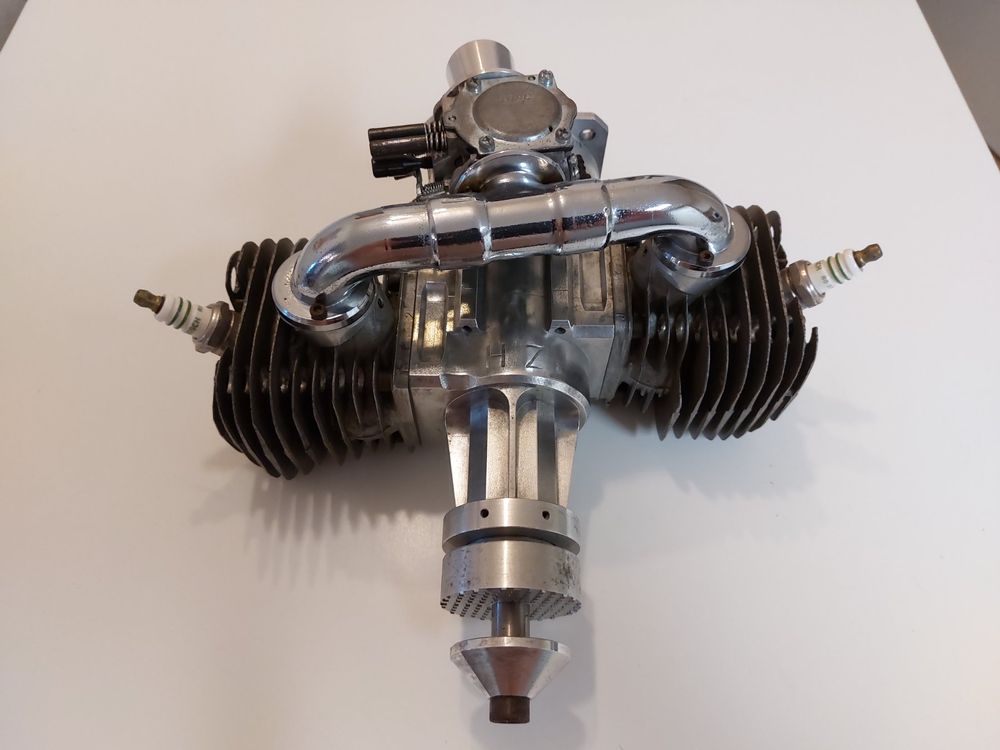 HZ 90ccm Vintage Flugmodell Boxermotor mit 2 Schalldämpfer (Gebraucht ...