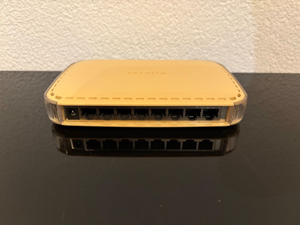 Netgear Gigabit Switch GS608 v2 (Gebraucht) in Wollerau für CHF 1 – mit ...