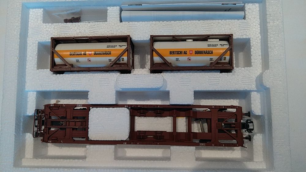 Trix H0 24329-01-02-03 Set mit 3 Containerwagen "Bertschi". (Neu ...