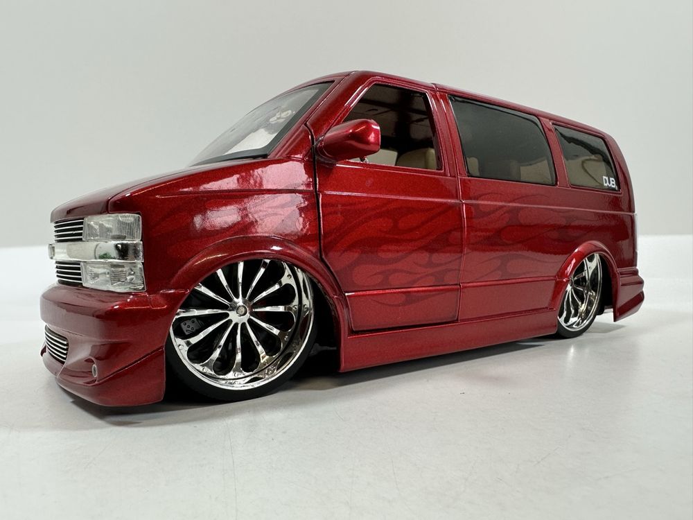 Chevrolet Astro Van 1:18, rot, Dub City by JADA TOYS (Gebraucht) in ...