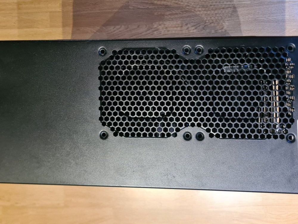 Corsair SPEC-01 ATX PC Case (Gebraucht) in Glattfelden für CHF 49 – mit ...