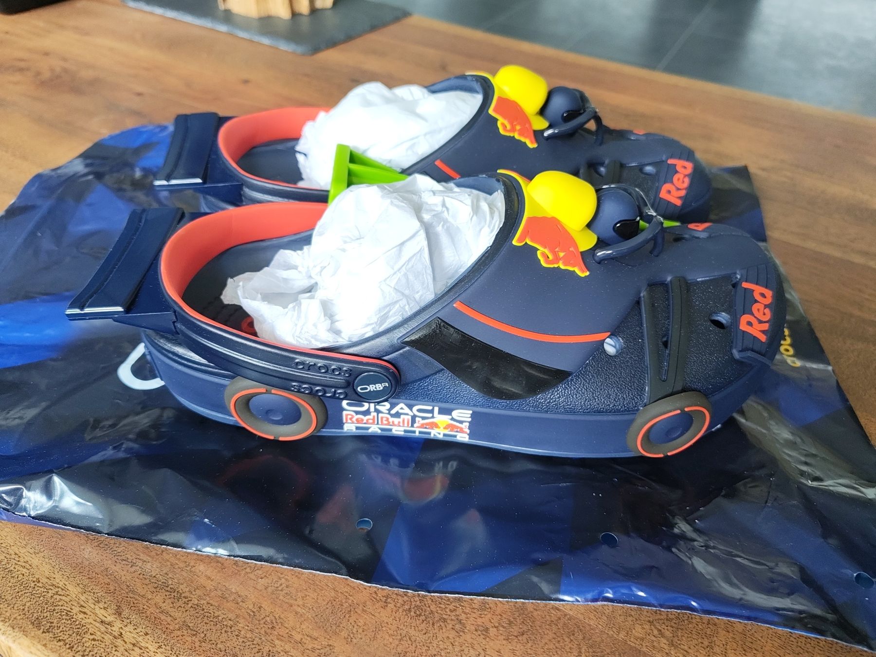 Oracle Red Bull Racing x Crocs Crocband™ Clog Gr. 43/44 NEU (Neu und ...