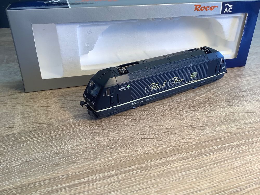 Roco 79273 : BLS Re 465 018 Flash Fire railCare, GS analog (Gebraucht ...