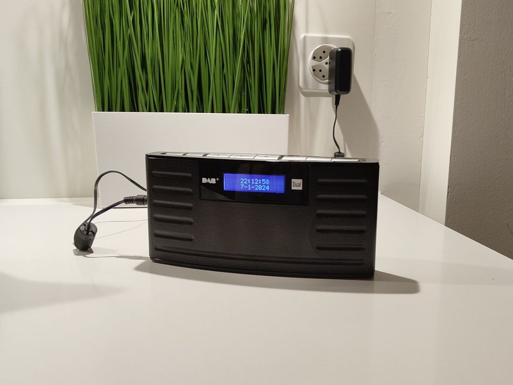 Dual DAB 15 (DAB+ Radio) (Gebraucht) in Zürich für CHF 10 – mit ...