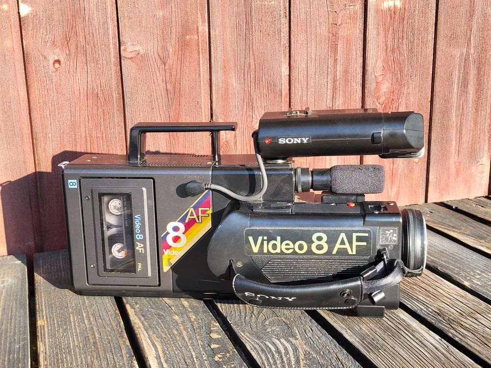 Sony Camera Recorder 8 (CCD-V8AF-E) (Defekt) in Winznau für CHF 6 – nur ...