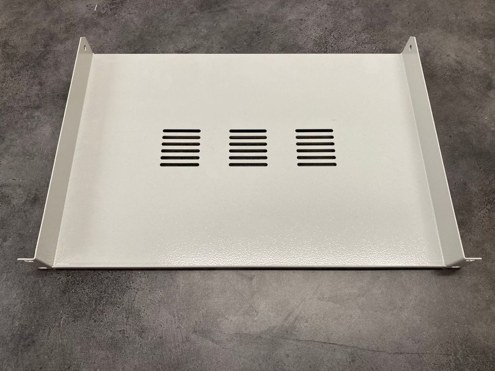 1HE Rack Tablar (Gebraucht) in Allschwil für CHF 20 – mit Lieferung auf ...