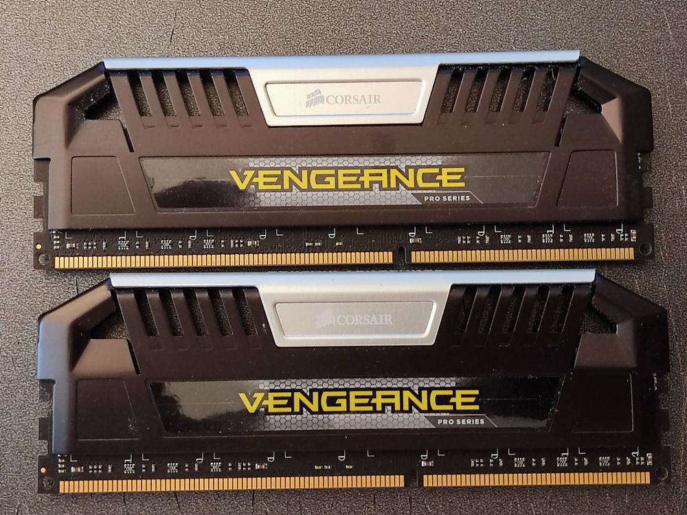 16 GB Corsair DDR3 1600 MHz 12800U RAM Kit Arbeitsspeicher (Gebraucht ...