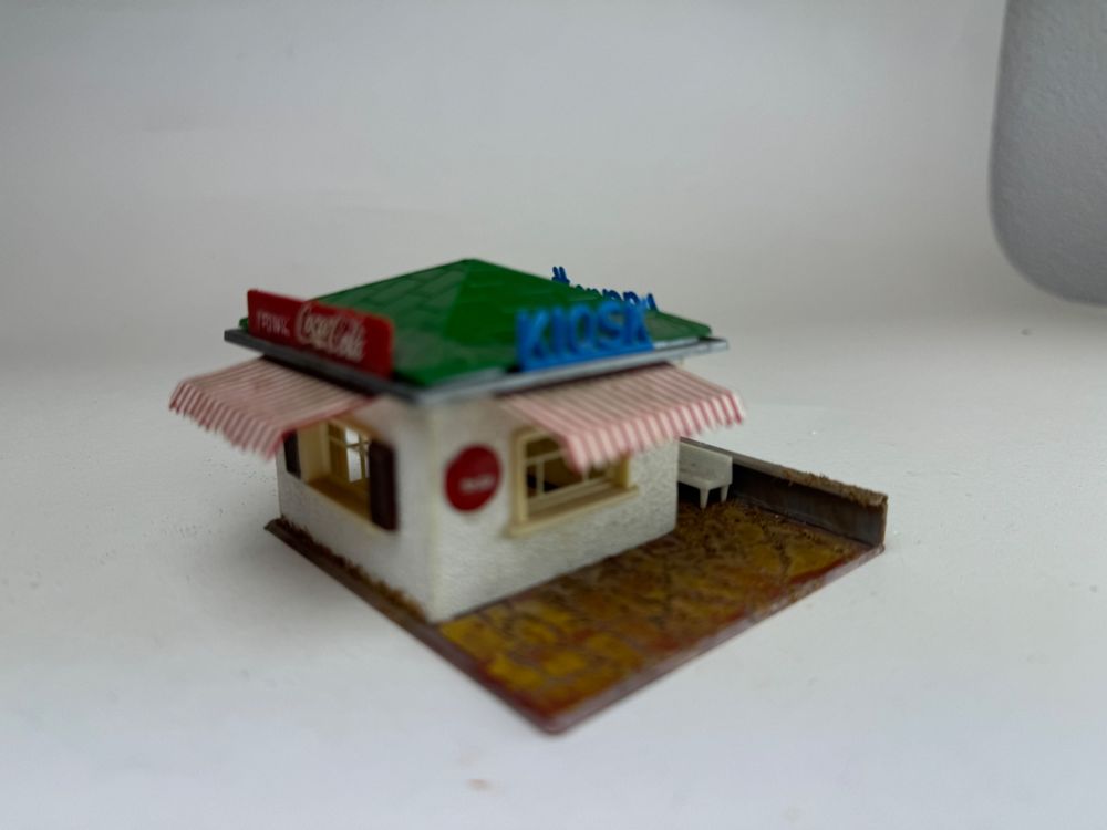 Faller Kiosk Fertigmodell (Gebraucht) in Elm für CHF 5 – mit Lieferung ...