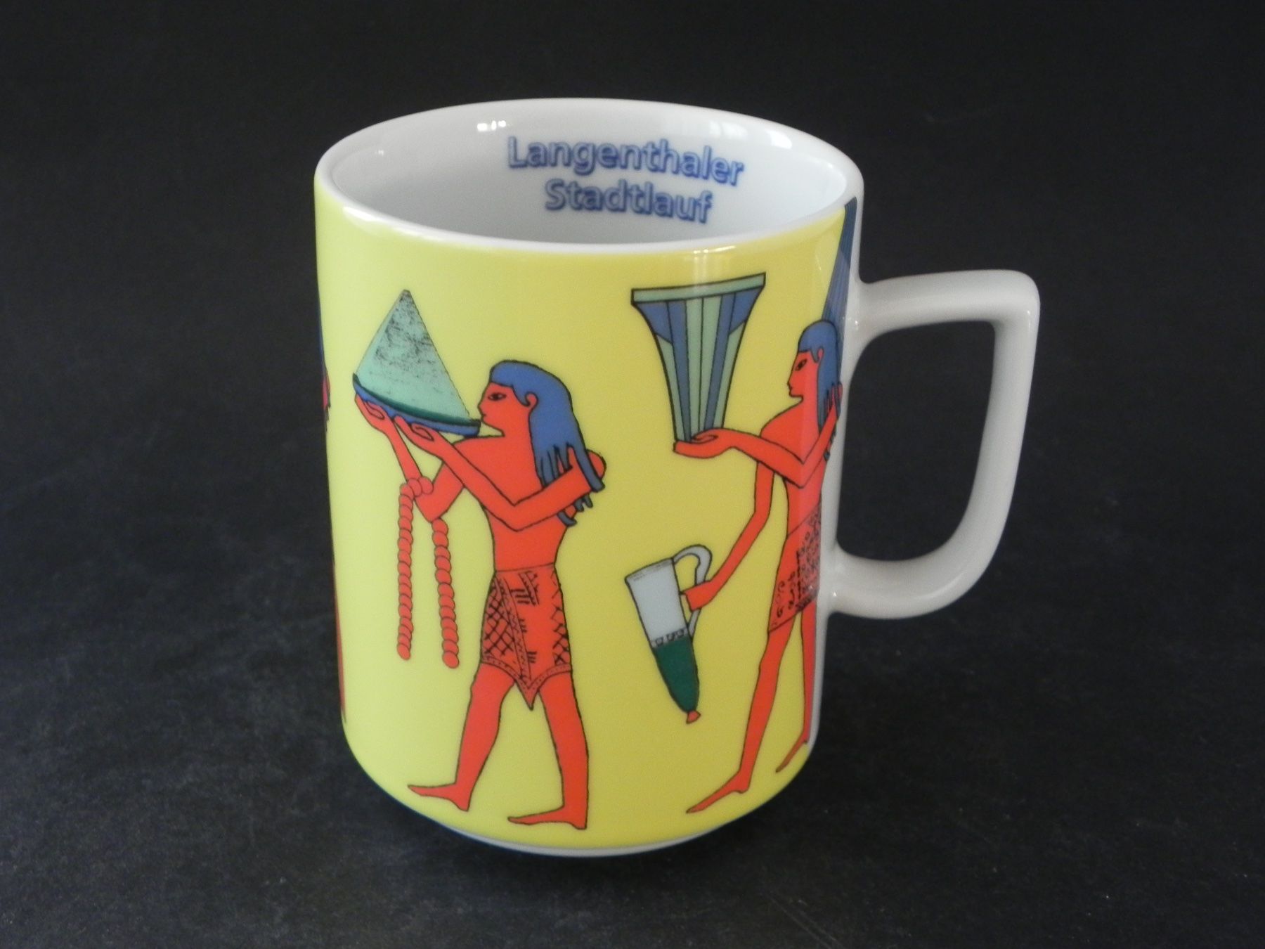 BOPLA Mug aus der Serie NEUE WELTEN - Langenthaler Stadtlauf (Neu ...