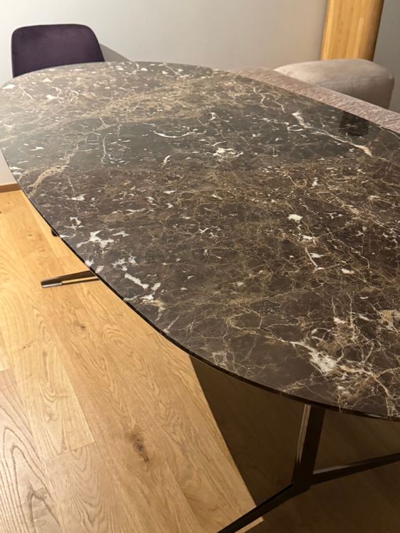 Flexform Fly Esstisch Marmor Top Zustand NP 8000 CHF (Gebraucht) in Andermatt für CHF 3300 – nur ...