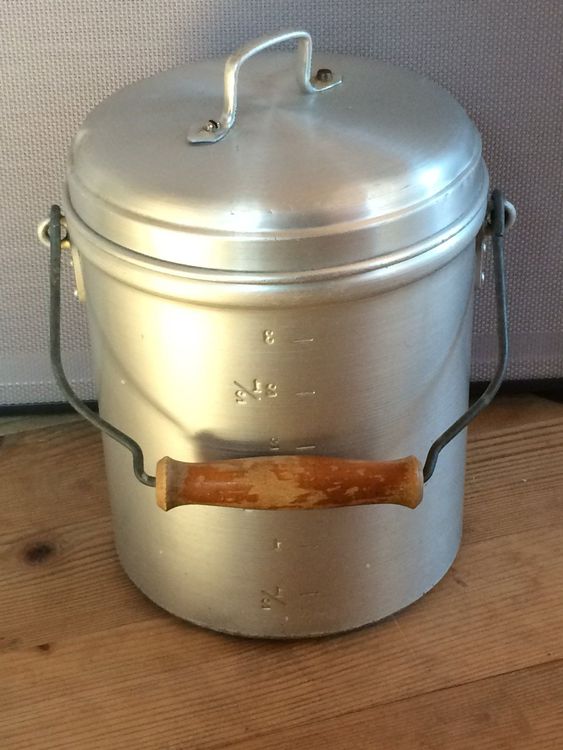 Milchchesseli Alu Milchkanne 3l Sigg Milchkessel Räumung (Gebraucht) in ...