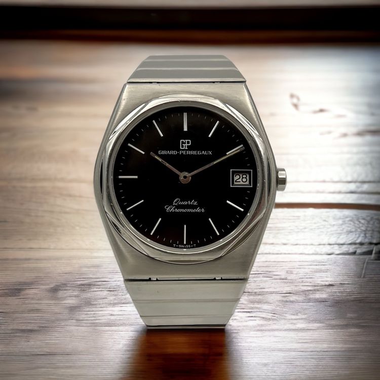 Girard-Perregaux Laureato 4266 TA Chronometer Quartz Nr.7106 | Kaufen ...