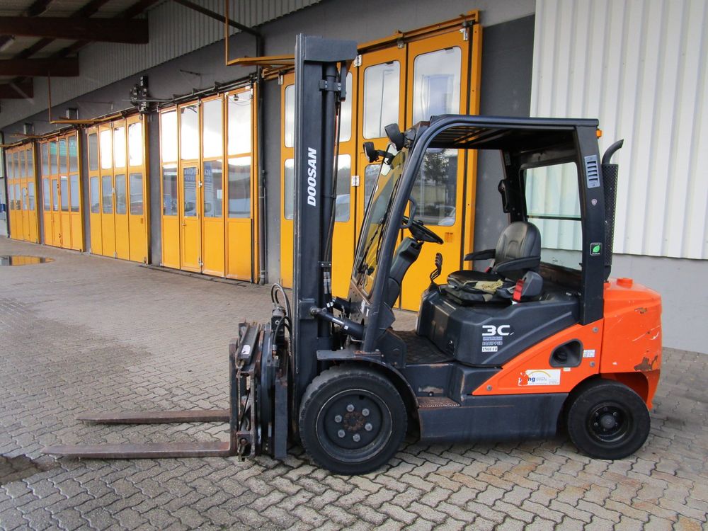 Stapler Doosan Diesel D30S-7 Drehgerät 360° Hub 3950 mm | Kaufen auf ...