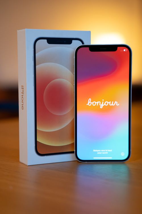 Apple iPhone 12, 64GB, Weiss (Gebraucht) in Aarau für CHF 111 – mit ...
