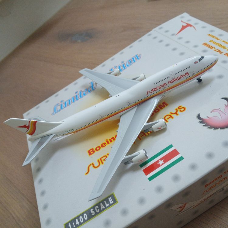 Phoenix Model Surinam Airways Boeing 747-306M 1:400 (Neu (gemäss ...