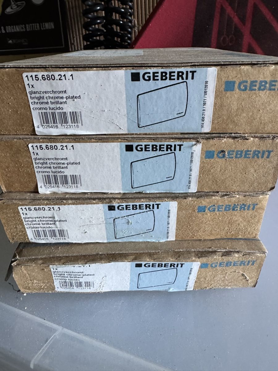 4 plaques de recouvrement Geberit (Neuf avec emballage d'origine) à ...