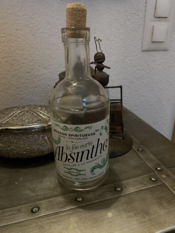 Absinthe petite carafe vide (D'occasion) à Cousset pour CHF 9 – avec ...