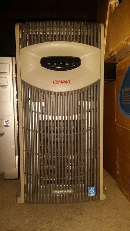Compaq ProLiant ML350 G3 (Gebraucht) in für CHF 5 – nur Abholung auf ...