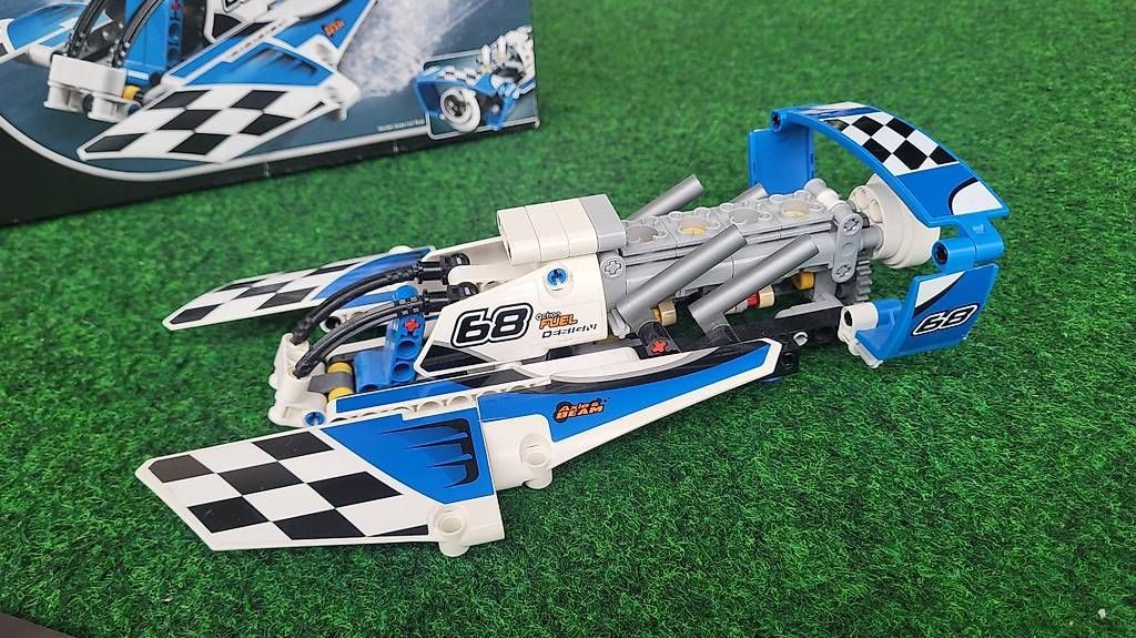 LEGO Technic Renngleitboot (Hydroplane Racer) 2 in 1 (Gebraucht) in ...