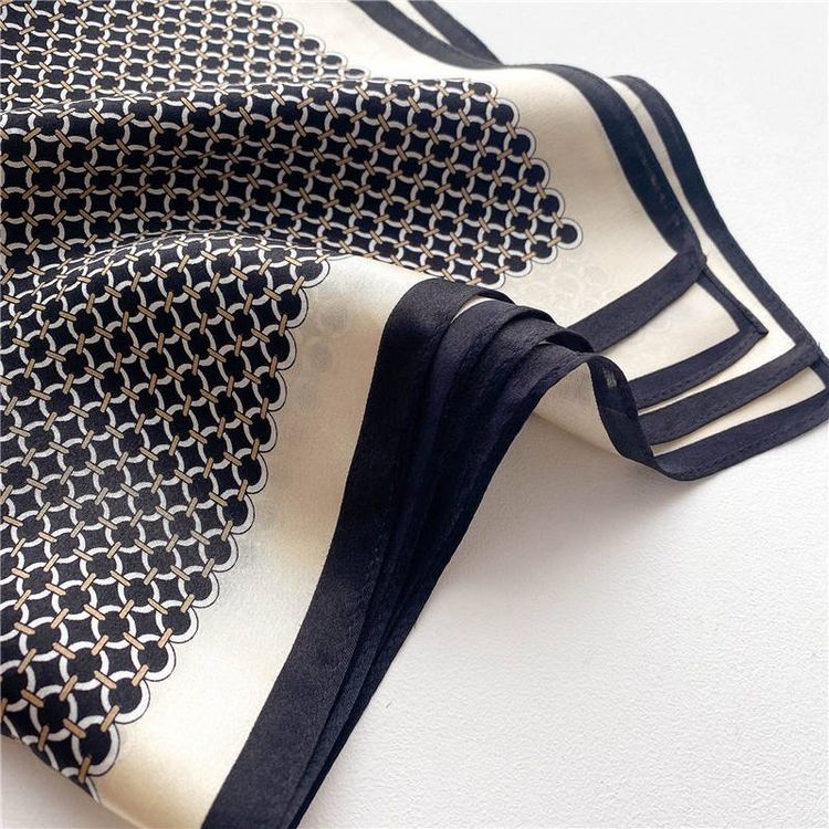 New 53cm Black Silk Scarf, Halstuch, Ring Print HeadScarf (Neu und ...