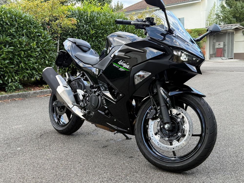 Elegantes Kawasaki Ninja Gebraucht Bilder