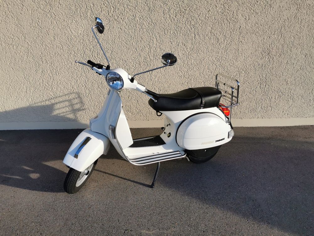 Gepflegte Piaggo Vespa PX 125 (weiss, Jhg. 2017, 3'800km) | Kaufen auf Ricardo