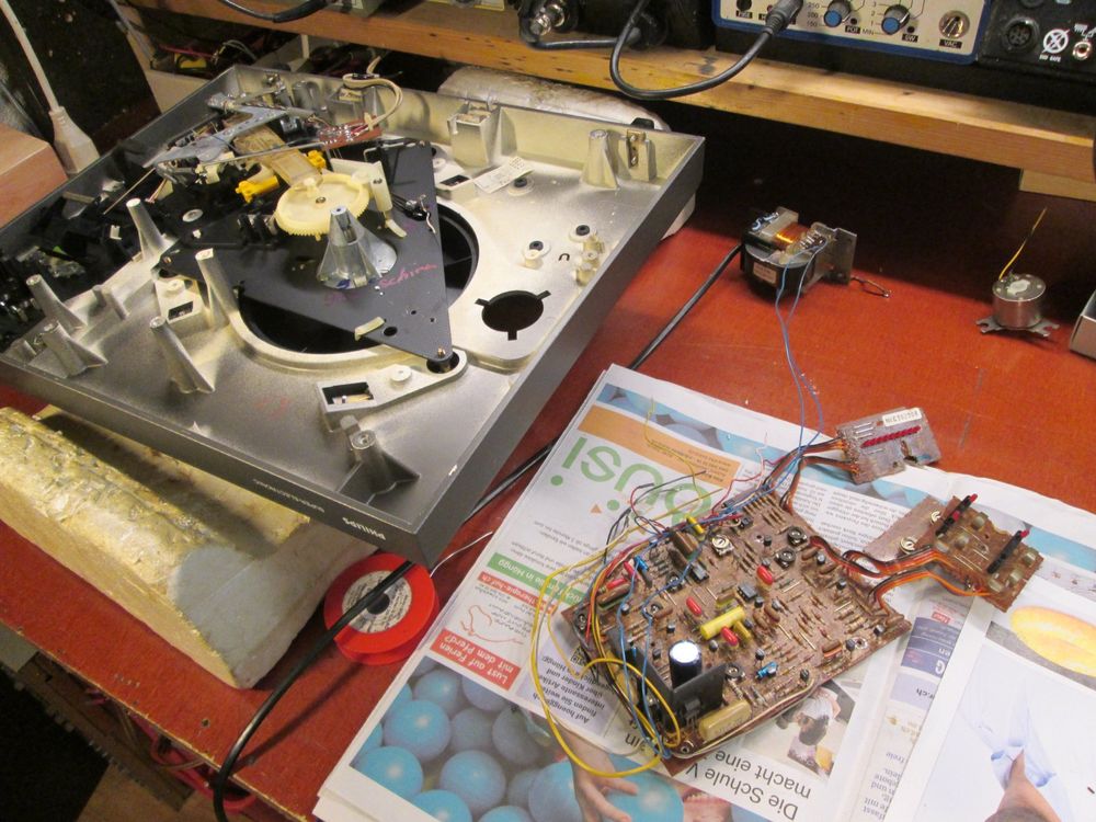 Philips Direct Control 877 Plattenspieler | Kaufen auf Ricardo