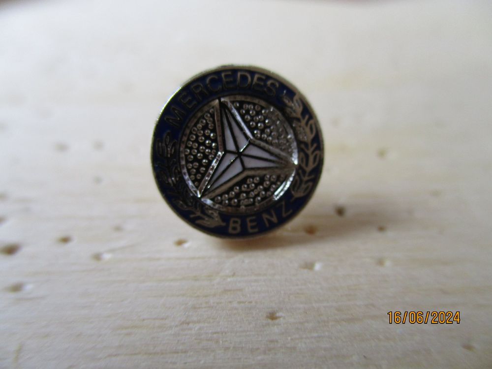 Mercedes Benz Logo Pin (Neu (gemäss Beschreibung)) in Felsberg für CHF ...
