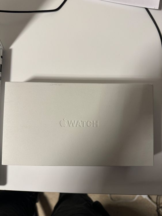 Apple Watch Ultra 2 49mm Titanium Olive Alpine Loop M - NEU (Neu und ...