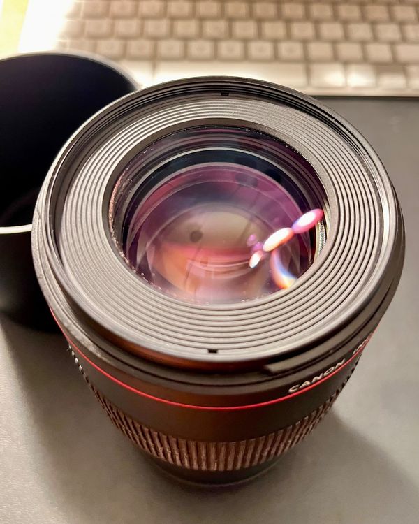 Canon Macro EF 100mm f/2.8 L IS USM (Gebraucht) in Zug für CHF 1 – mit ...